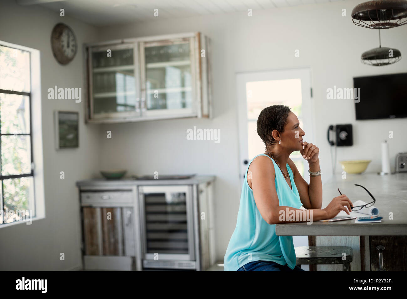 Home landline phones hi-res stock photography and images - Alamy
