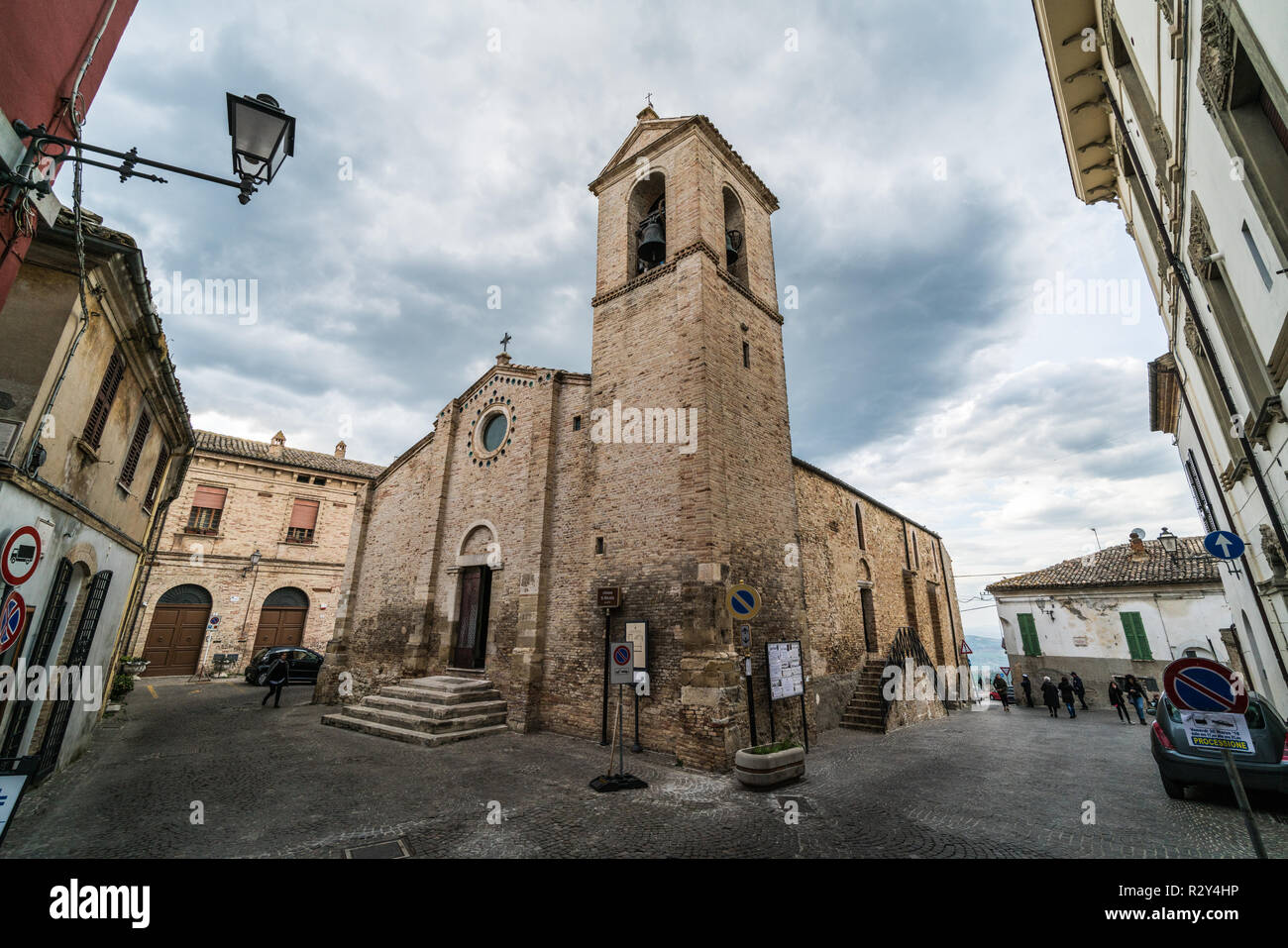 Bell tower cathedral atri abruzzo hi-res stock photography and images ...