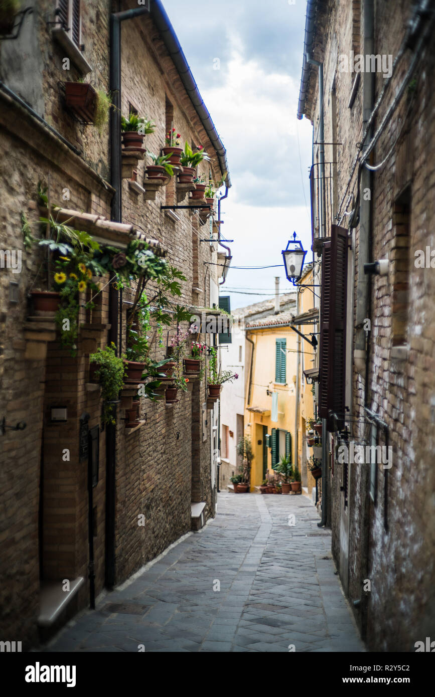 Atri cathedral hi-res stock photography and images - Alamy