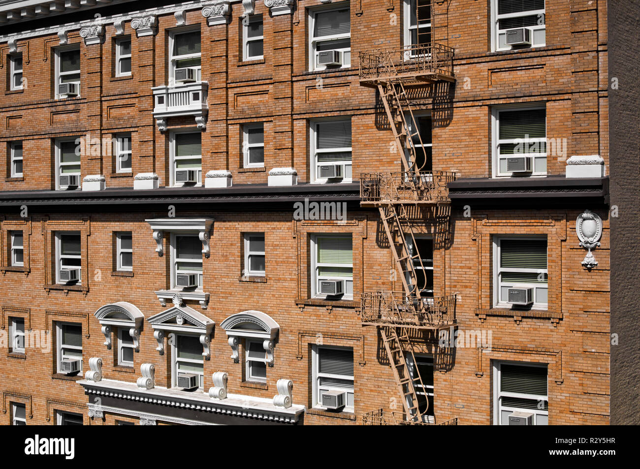 Residence residences building buildings structure structures hi-res ...
