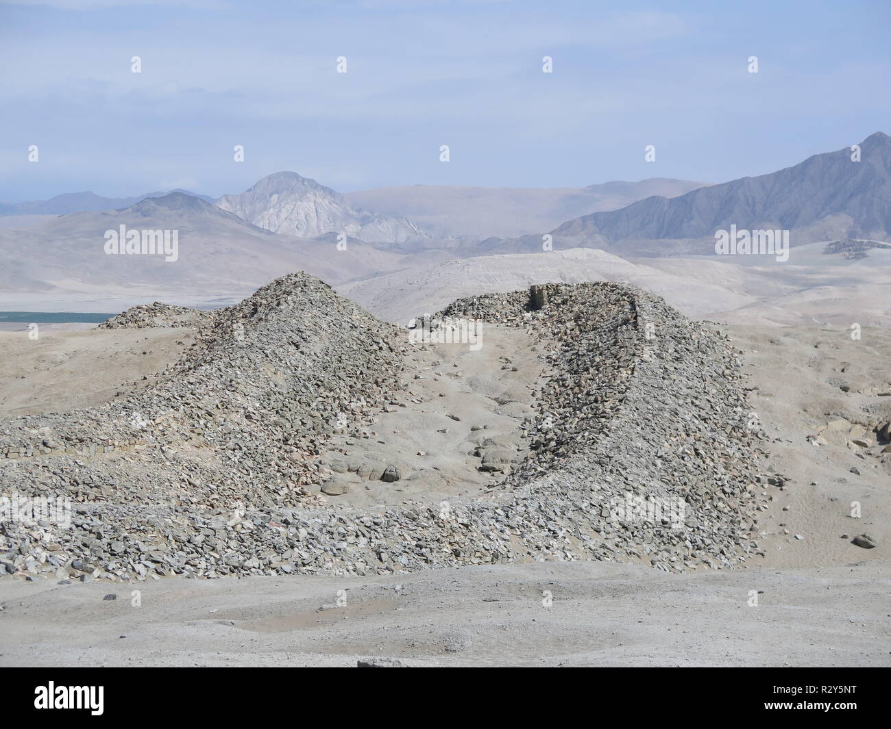 Chanquillo - ancient monumental complex Peru Stock Photo - Alamy