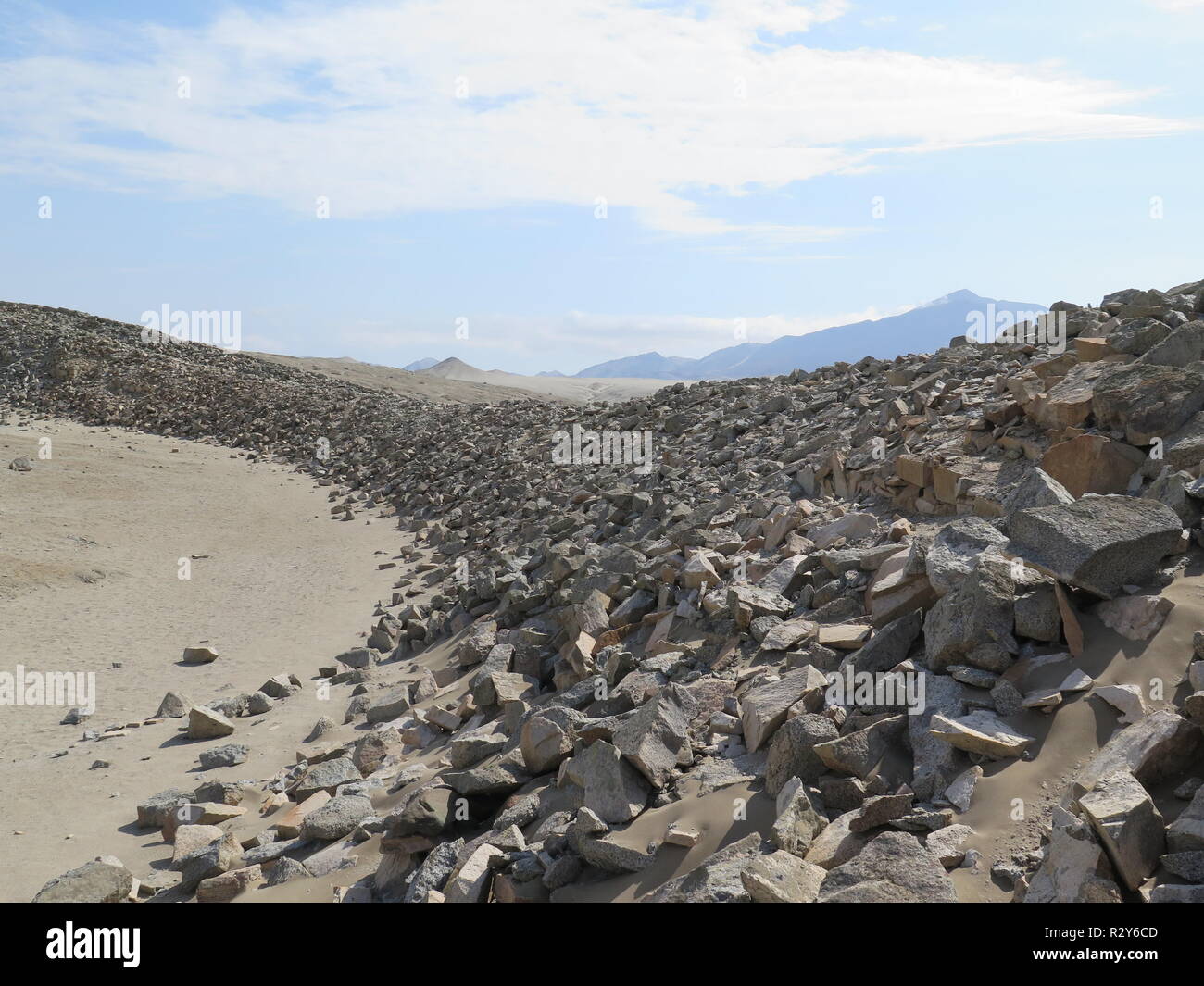 Chanquillo - ancient monumental complex Peru Stock Photo - Alamy