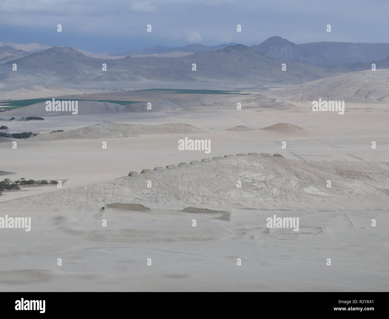 Chanquillo - ancient monumental complex Peru Stock Photo - Alamy