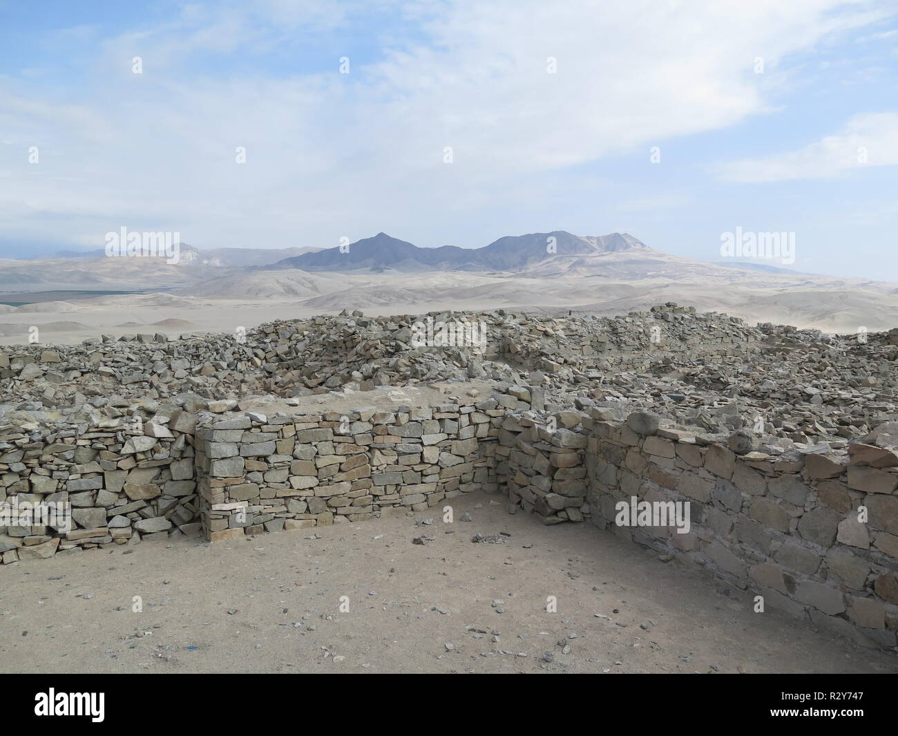 Chanquillo peru hi-res stock photography and images - Alamy