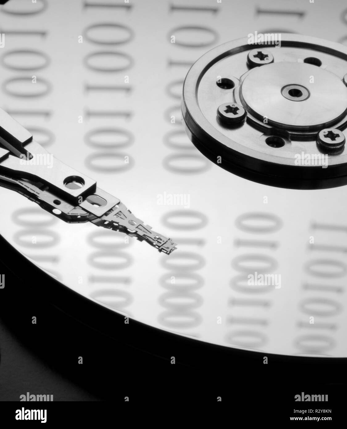 Hard disc data center Black and White Stock Photos & Images - Alamy