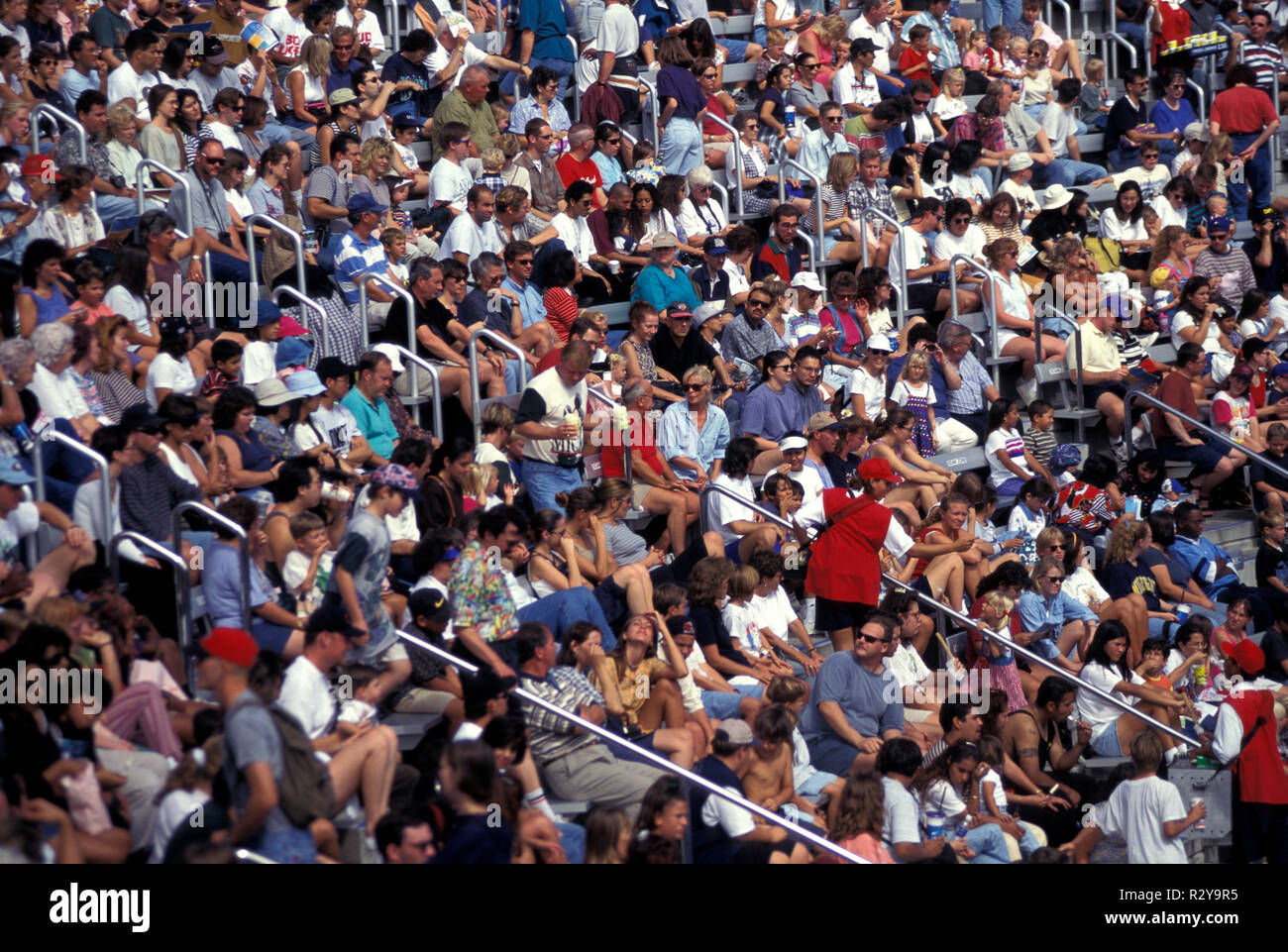NOT 1066966 US California San Diego Seated crowd at Sea World Stock ...
