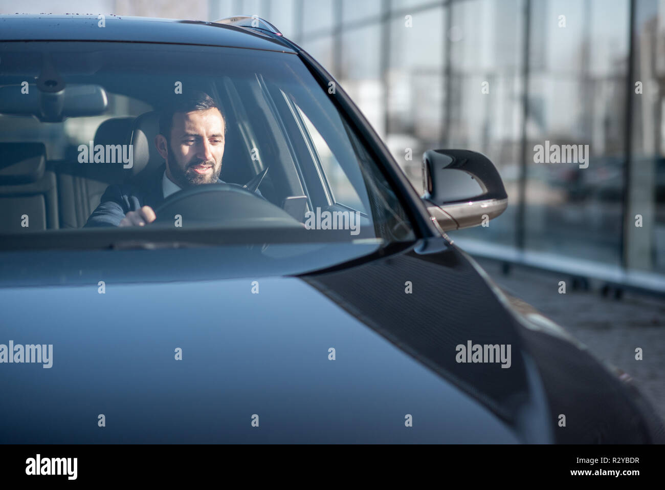 Driver windshield view hi-res stock photography and images - Alamy