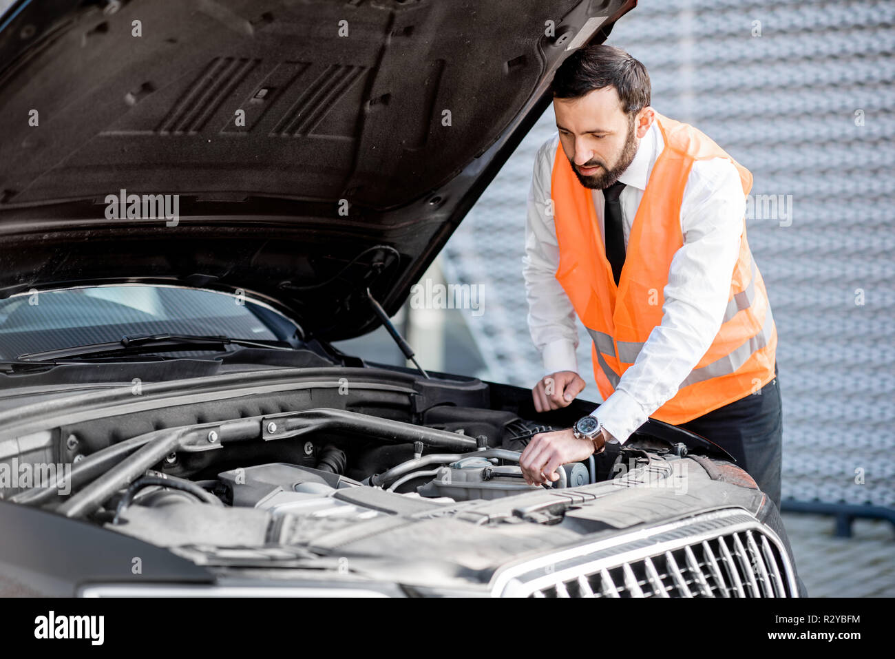 Broken man hi-res stock photography and images - Alamy