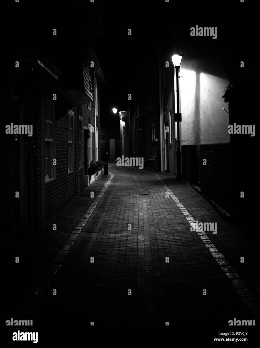 Creepy street hi-res stock photography and images - Alamy