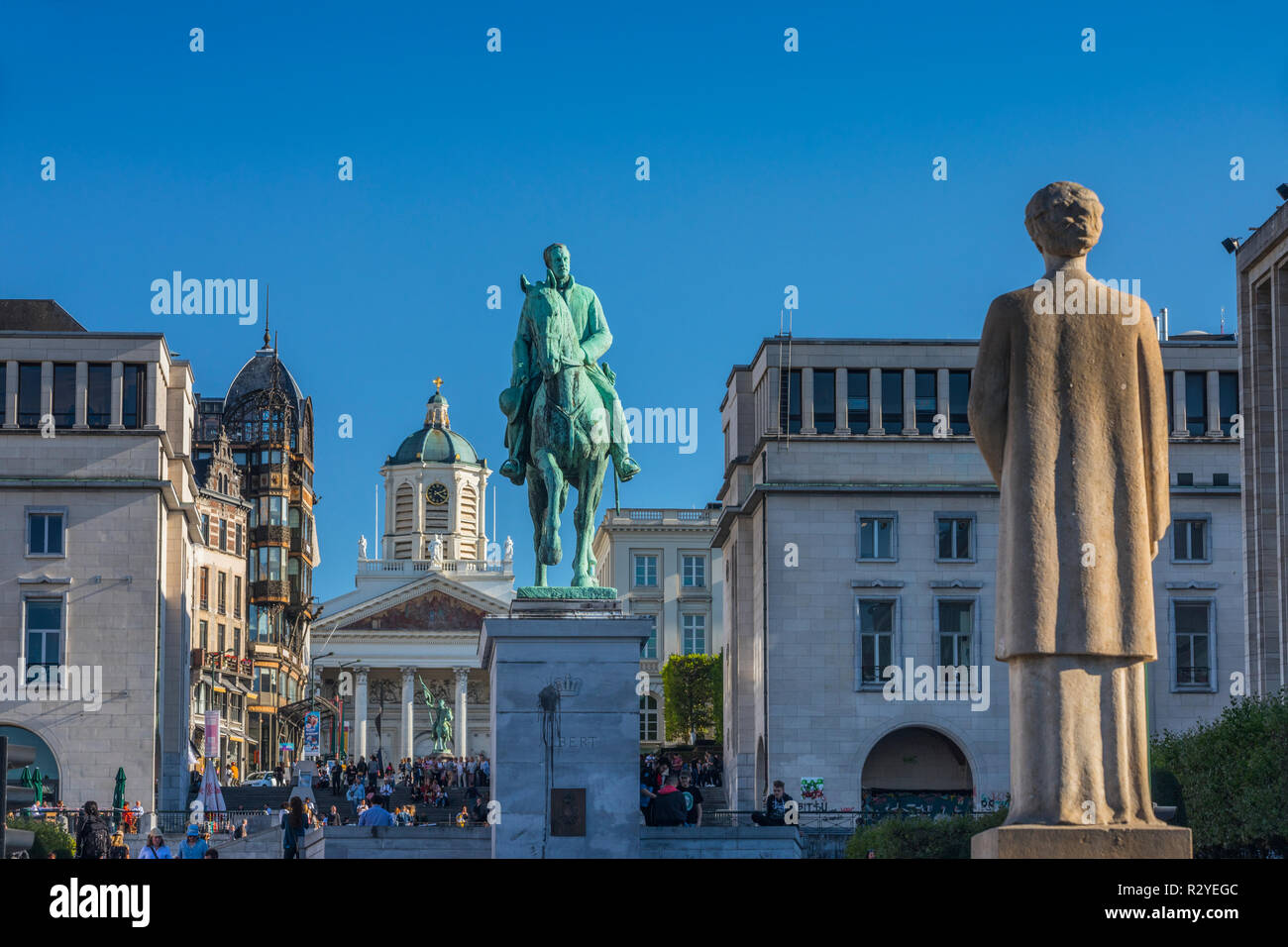 Brussels, statue of King Albert and Queen Elisabeth of Belgium Stock ...