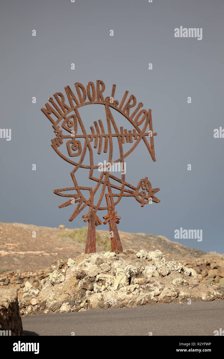 Mirador del rio sculpture cesar hi-res stock photography and images - Alamy