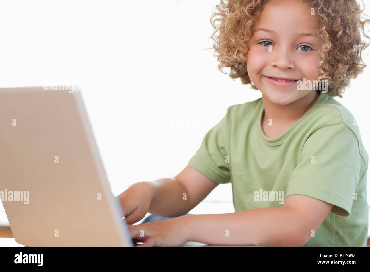 Unsupervised child online hi-res stock photography and images - Alamy