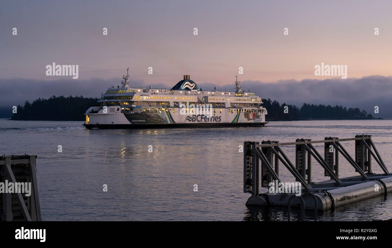 Tsawwassen Ferry Terminal Stock Photos & Tsawwassen Ferry Terminal ...
