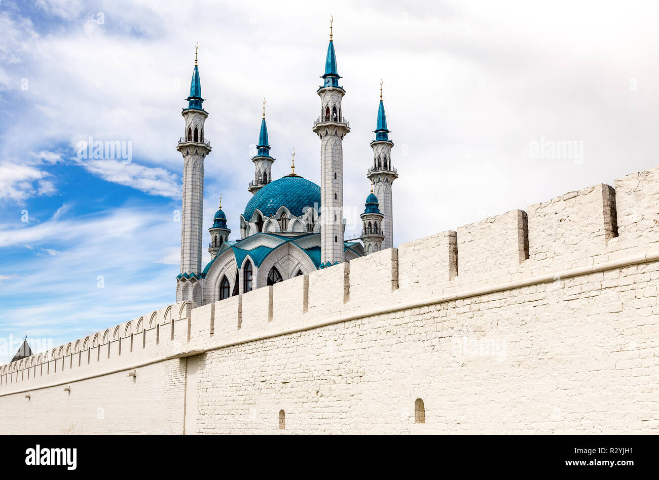 Famous Kul Sharif mosque in Kazan Kremlin. One of the largest mosques in Russia Stock Photo - Alamy