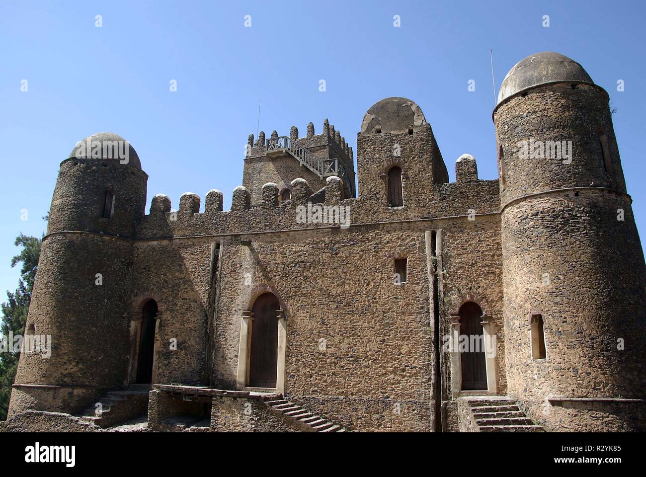 Stronghold crenel hi-res stock photography and images - Alamy