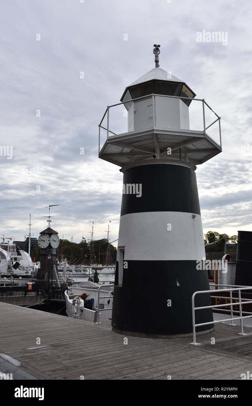 Oslo, Norwegen, Uhrturm, Ziffernblatt, Zeiger, Zeit, Uhrzeit, Turm ...