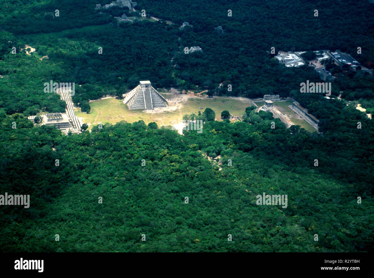 Chichen itza aerial hi-res stock photography and images - Alamy