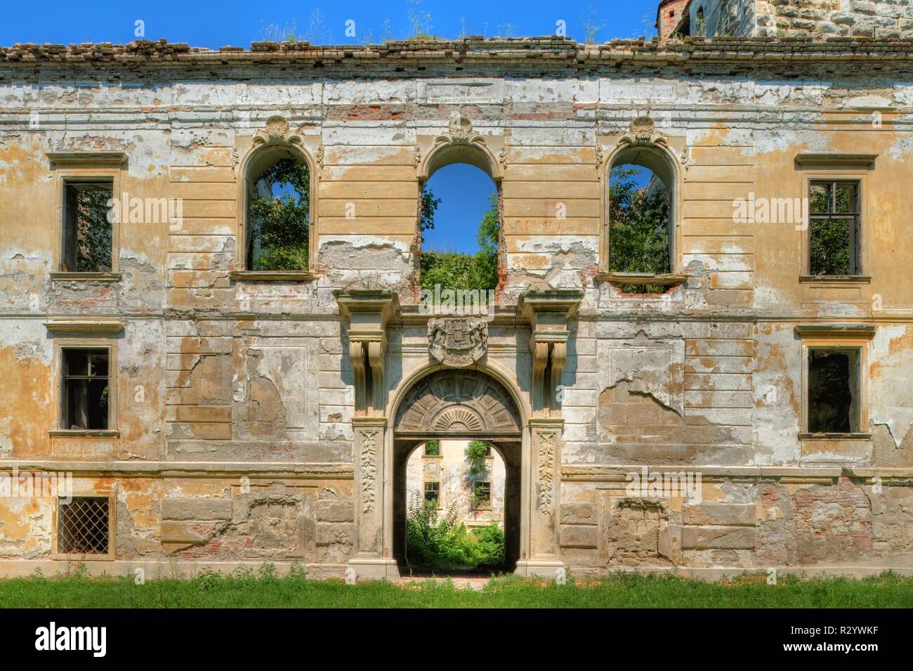 Schloss Pottendorf war ein bis nach 1945 bedeutendes Wasserschloss in ...