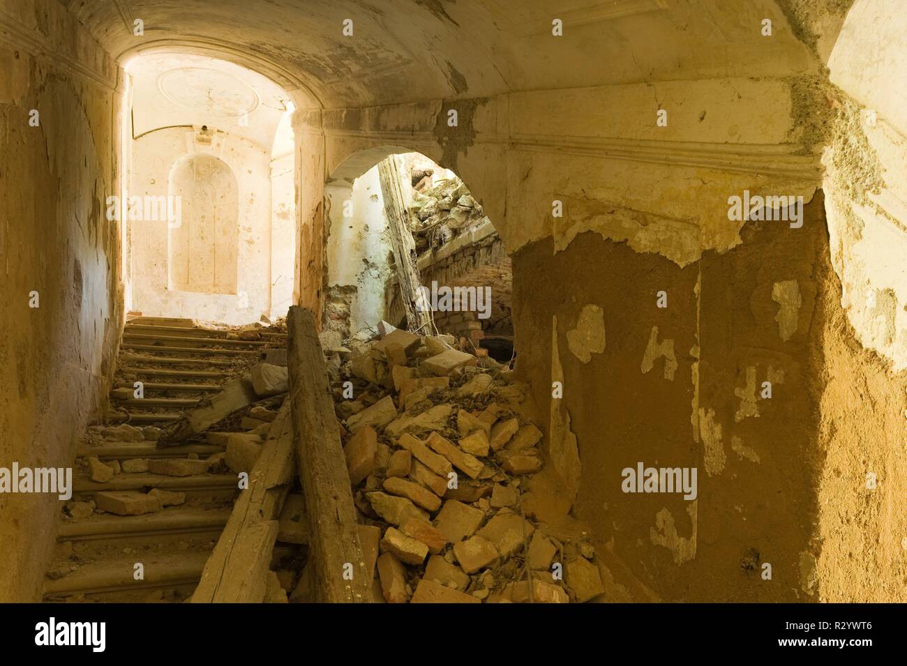 Schloss Pottendorf war ein bis nach 1945 bedeutendes Wasserschloss in ...
