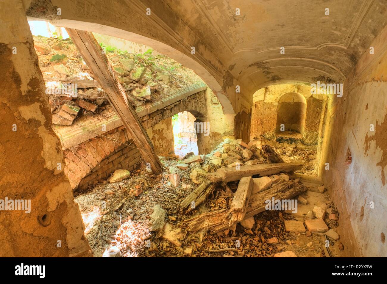 Schloss Pottendorf war ein bis nach 1945 bedeutendes Wasserschloss in ...