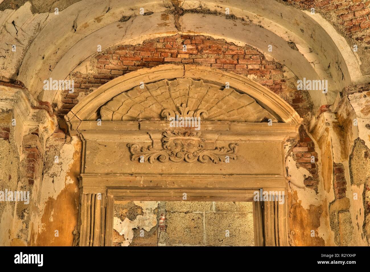 Schloss Pottendorf war ein bis nach 1945 bedeutendes Wasserschloss in ...