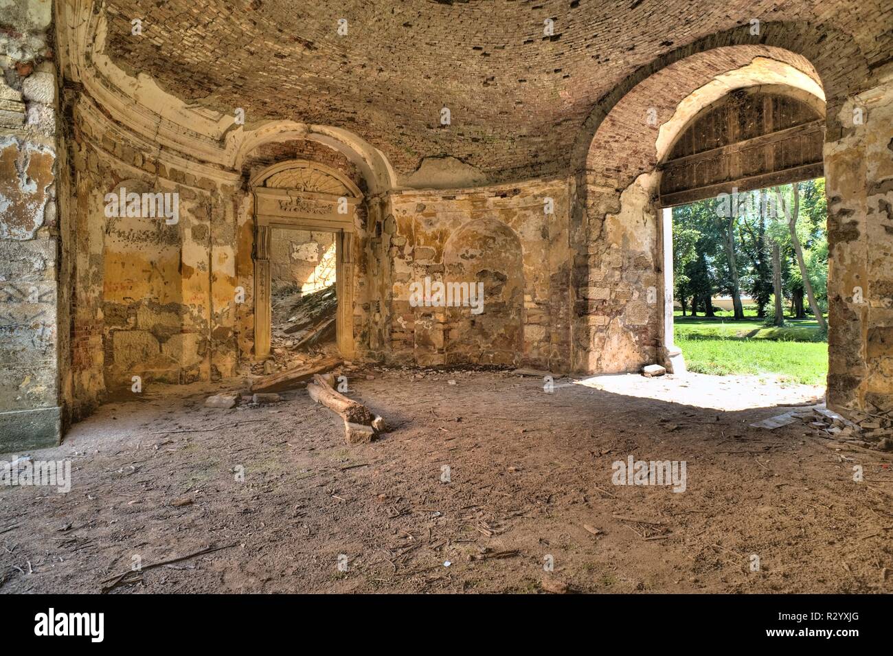 Schloss Pottendorf war ein bis nach 1945 bedeutendes Wasserschloss in ...