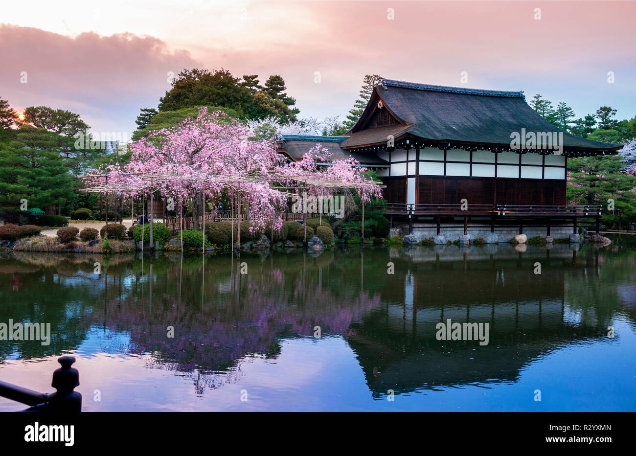 Sunset under heian jingu temple in kyoto, Japan Stock Photo - Alamy