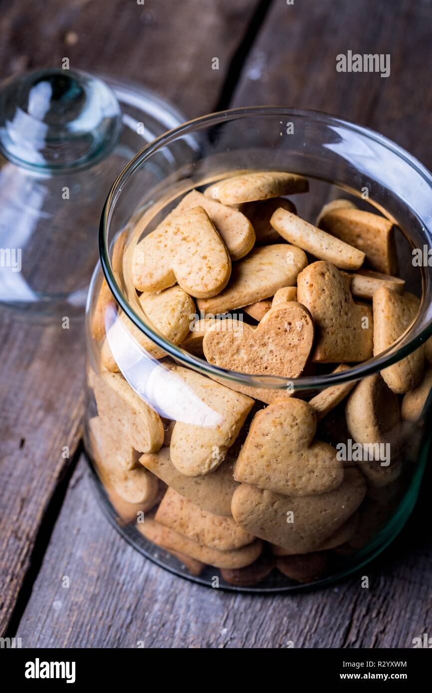 gingerbread in heart shape in a glass jar Stock Photo - Alamy
