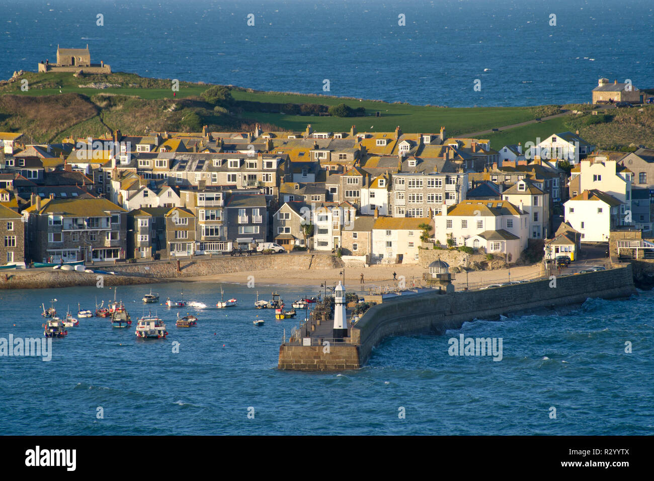 Cornwall ports and beach hi-res stock photography and images - Alamy