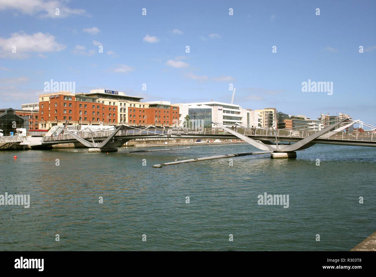 Millenium bridge dublin hi-res stock photography and images - Alamy