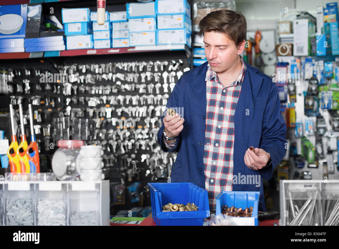 Selling details hi-res stock photography and images - Alamy