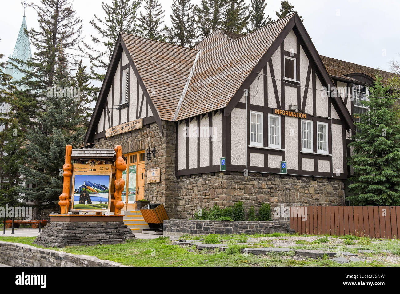 BANFF, AB, CANADA - JUNE 2018: Banff Visitor Centre in Banff town ...
