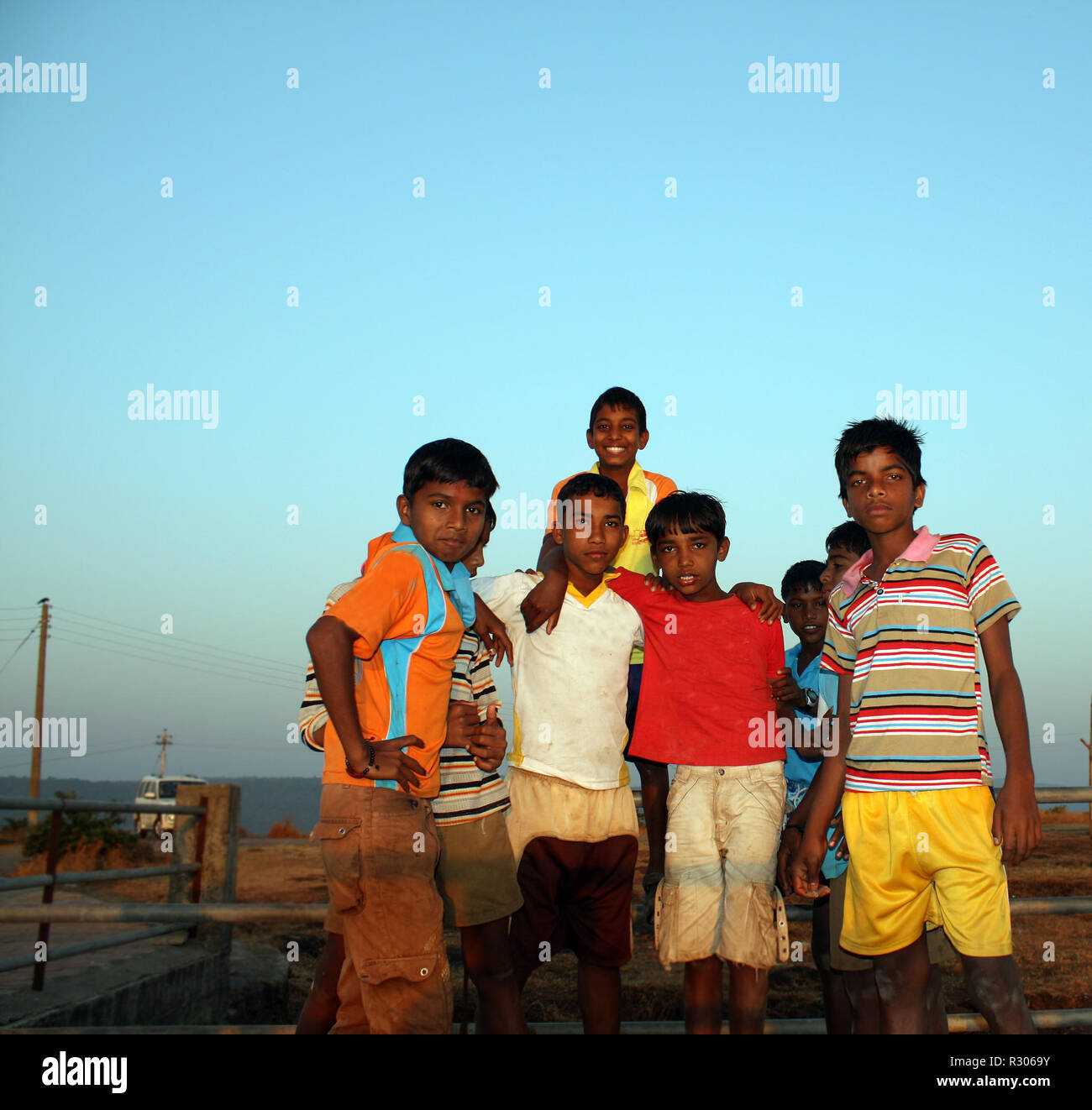 Poor teamwork hi-res stock photography and images - Alamy