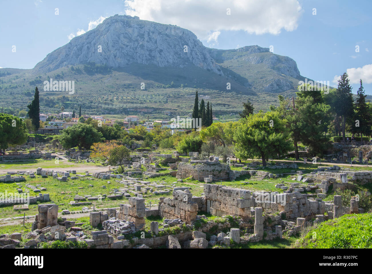The ruins of ancient corinth hi-res stock photography and images - Alamy