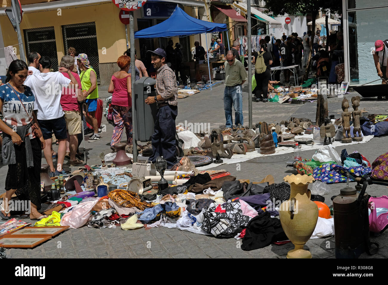 Mercadillo spain hi-res stock photography and images - Alamy