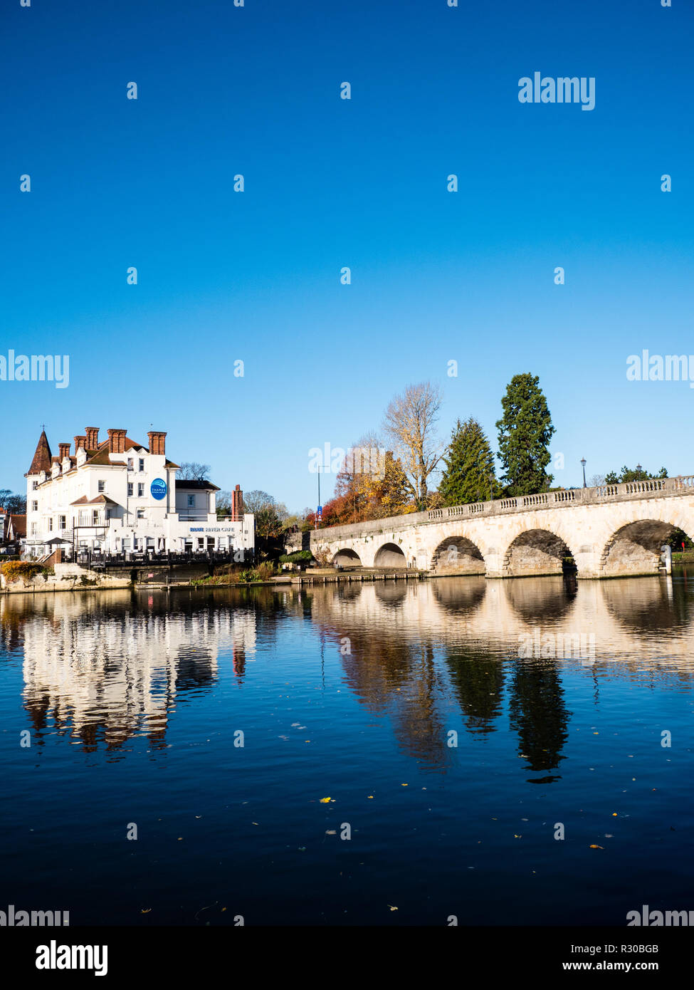 Maidenhead Bridge Grade I Listed Bridge High Resolution Stock ...