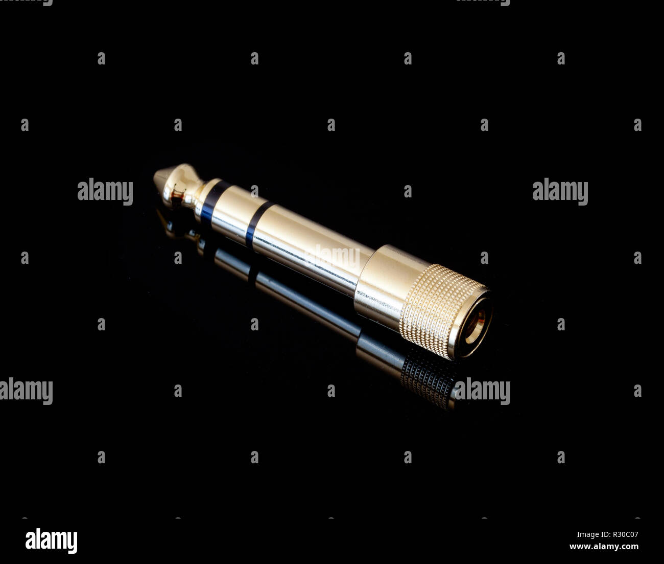 Quarter inch audio jack hi-res stock photography and images - Alamy