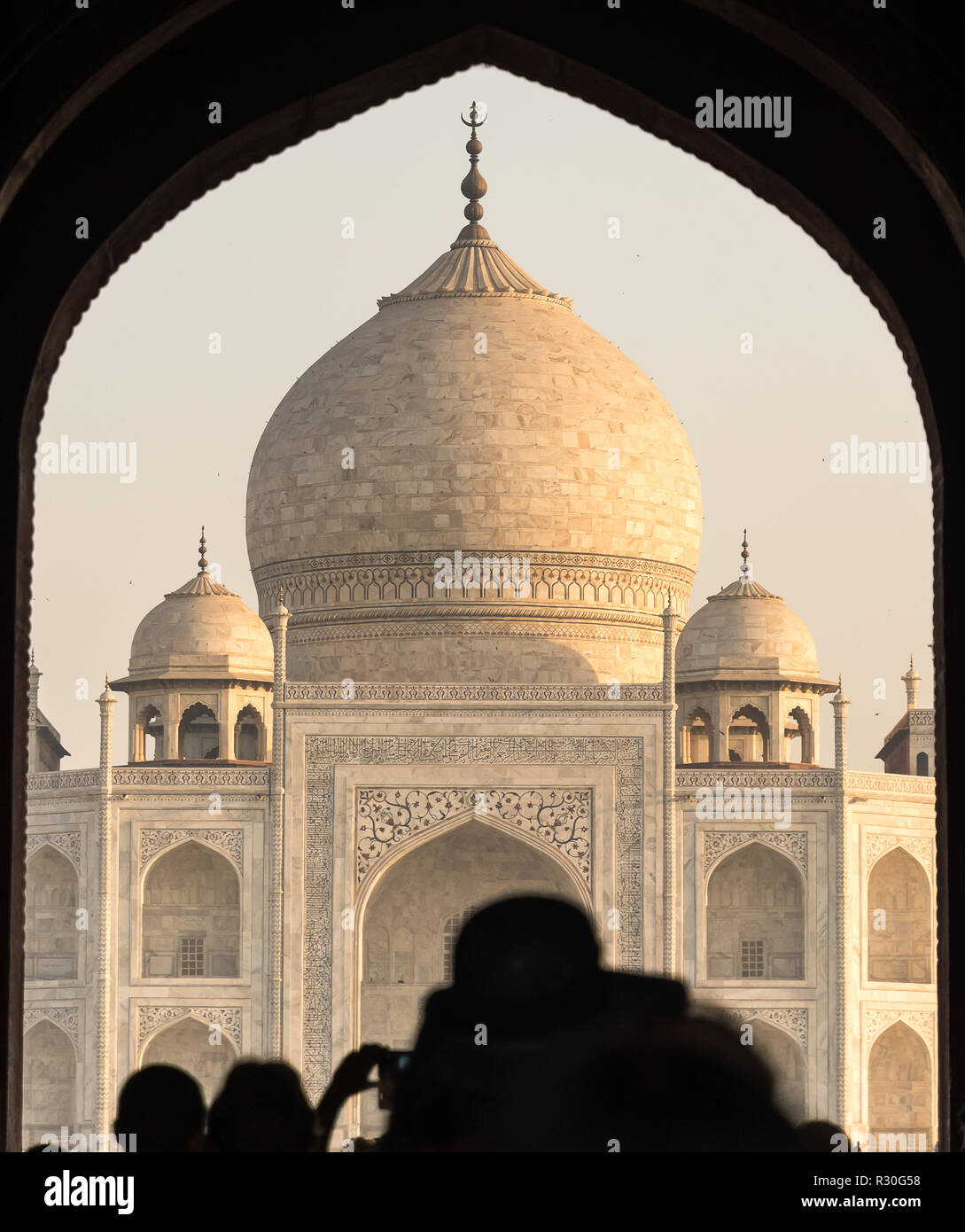 Taj Mahal view through the entrance gate Stock Photo - Alamy