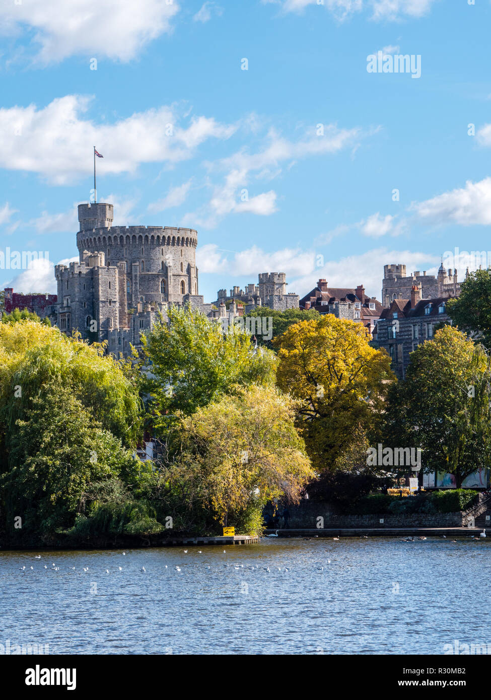 Round Tower, Keep, Windsor Castle, River Thames, Windsor, Berkshire ...