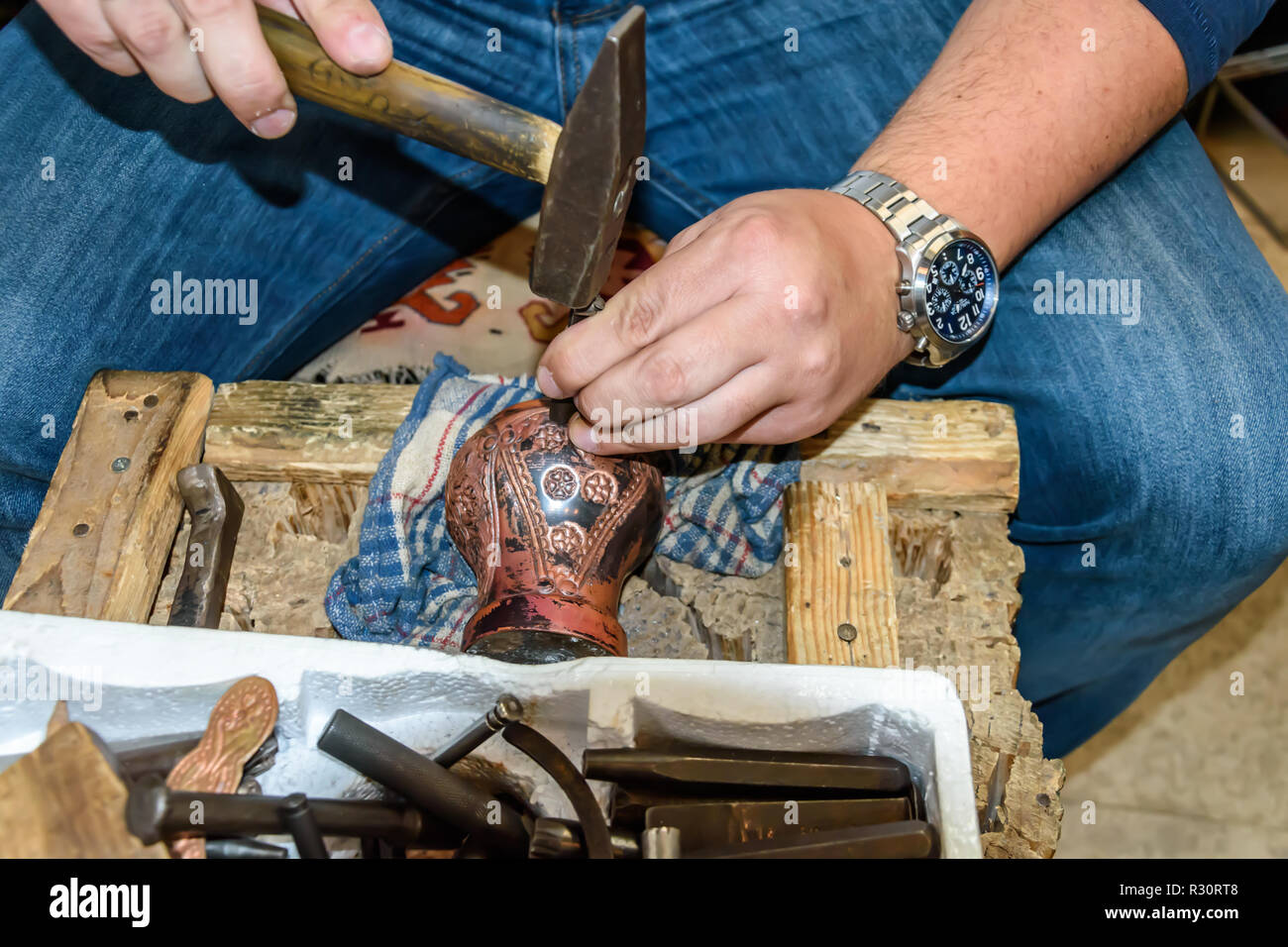 Copper craft hi-res stock photography and images - Alamy