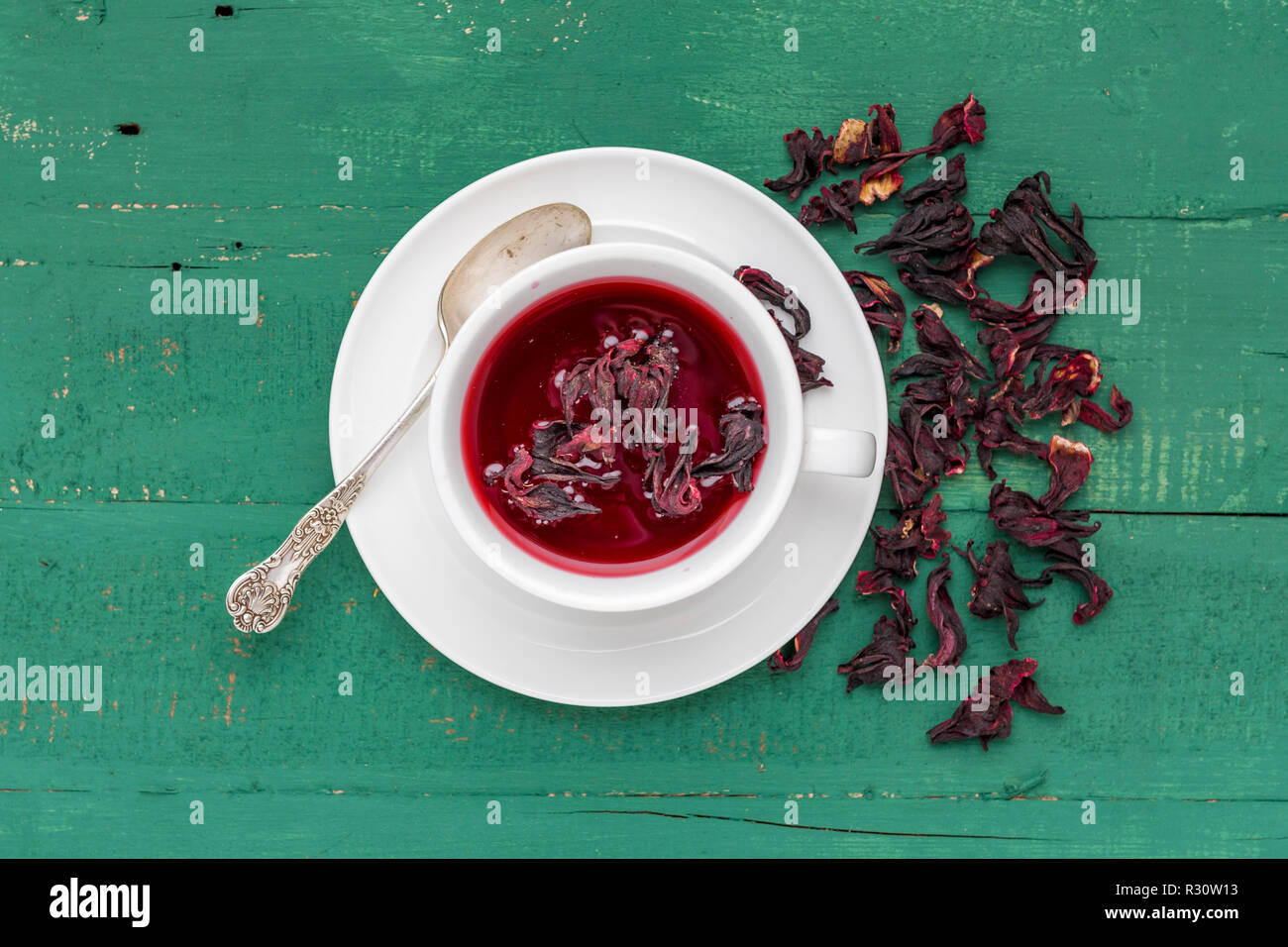 Rosella tea and rosella petals Stock Photo - Alamy