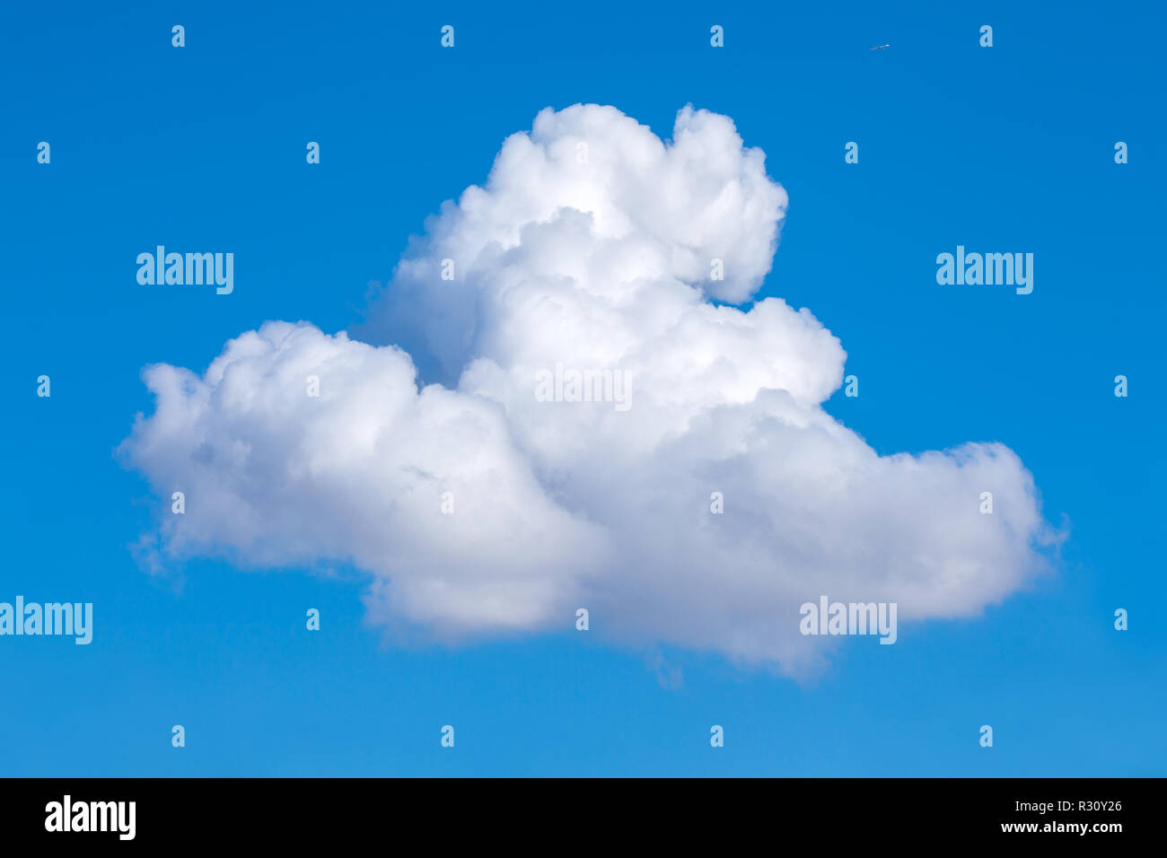 Cloud only hi-res stock photography and images - Alamy