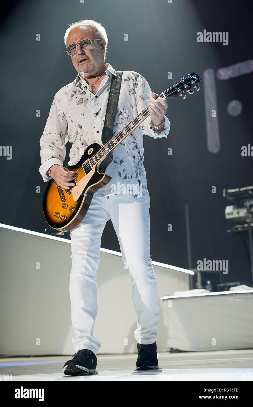 Foreigner 0985 jpg hi-res stock photography and images - Alamy