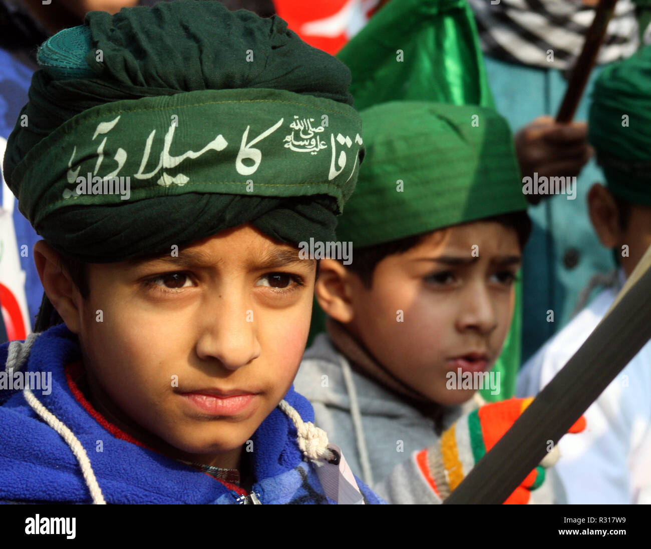 Srinagar, Kashmir. 21st November, 2018. School children religious ...