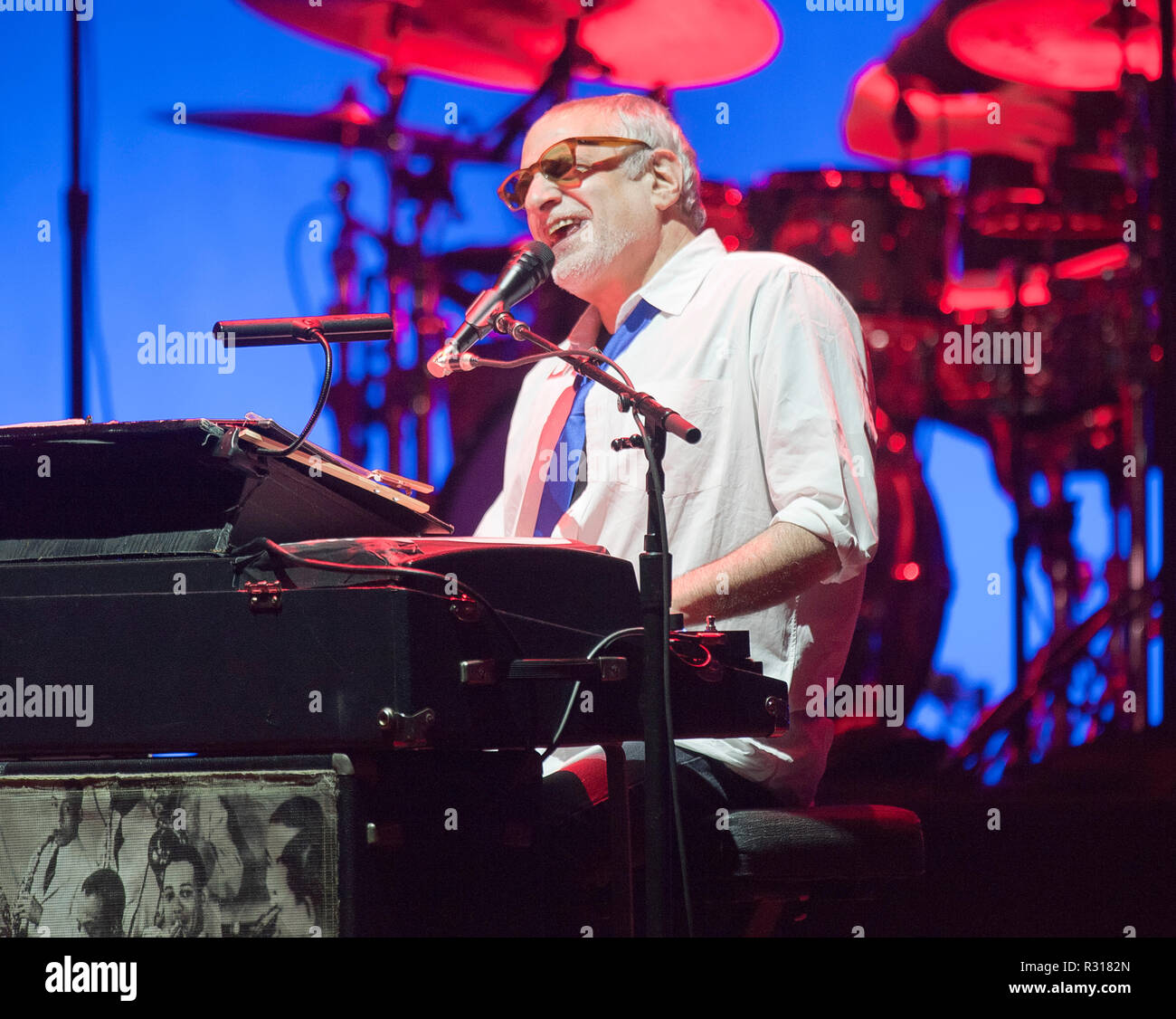 Steely dan hi-res stock photography and images - Alamy