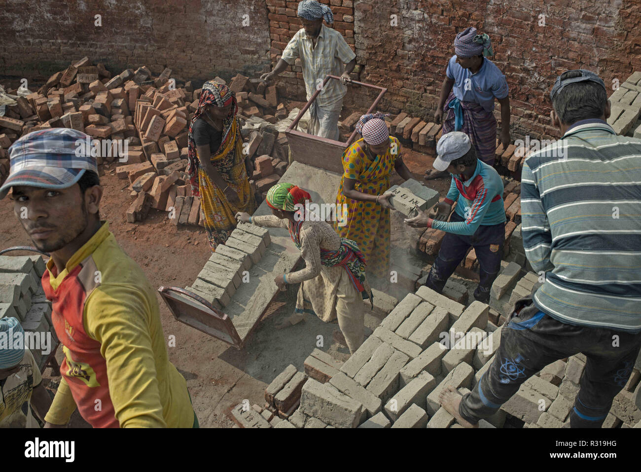 Factory poor working conditions hi-res stock photography and images - Alamy