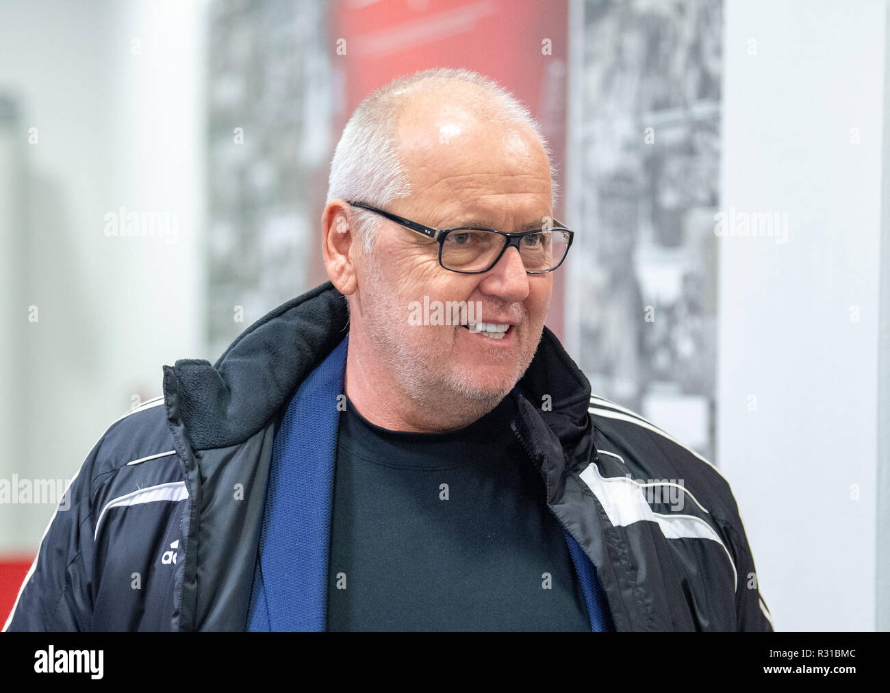 Vacant position hi-res stock photography and images - Alamy