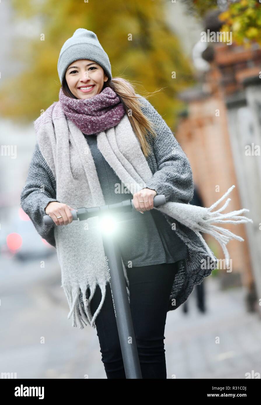 Frankfurt Am Main, Germany. 20th Nov, 2018. A woman is driving her ...
