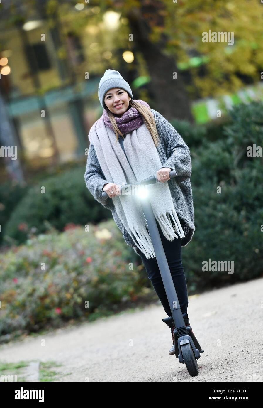 Frankfurt Am Main, Germany. 20th Nov, 2018. A woman is driving her ...