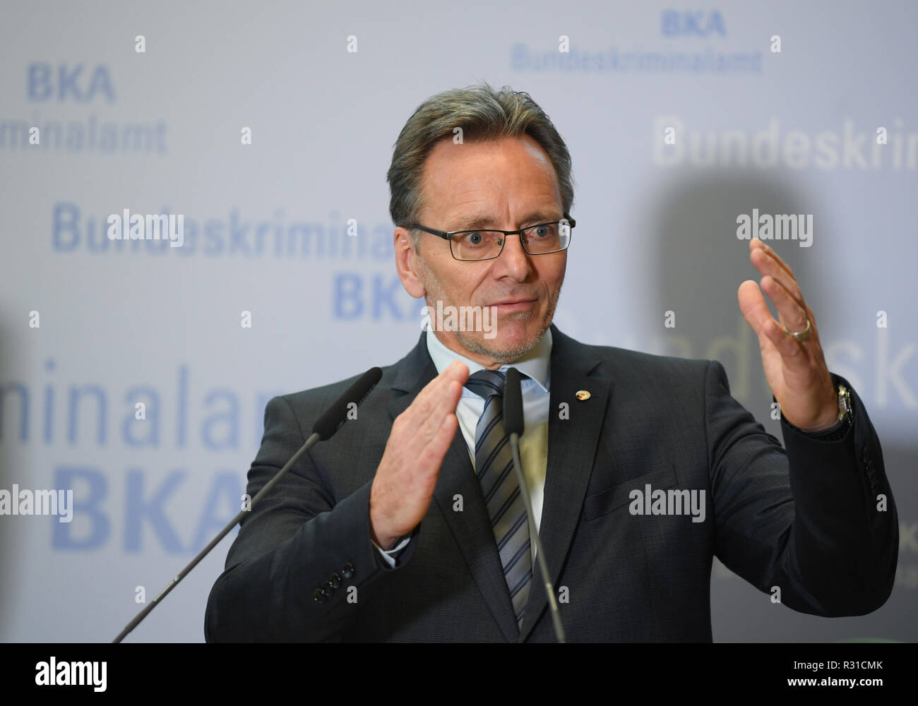 21st security forces hi-res stock photography and images - Alamy